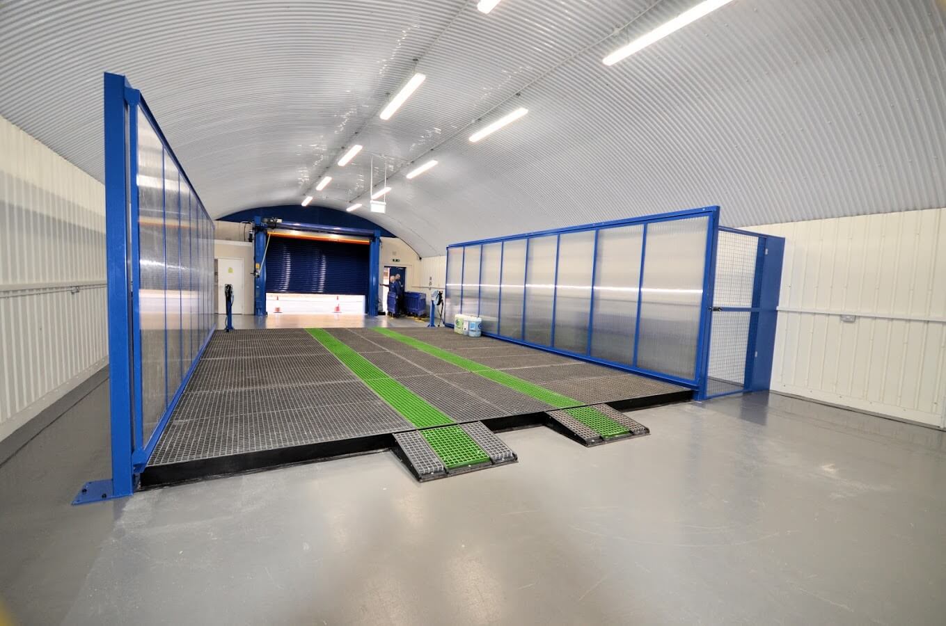 Vehicle Wash Bays | Wash screens for cars & commercial vehicles